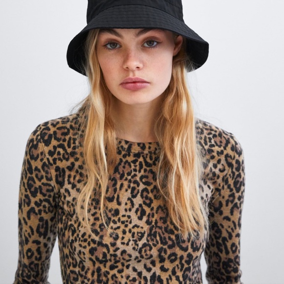 Zara | Tops | Nwt Zara Cropped Softtouch Top | Poshmark